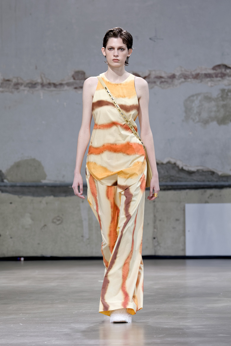 Eenk - NEOMANÍA Magazine