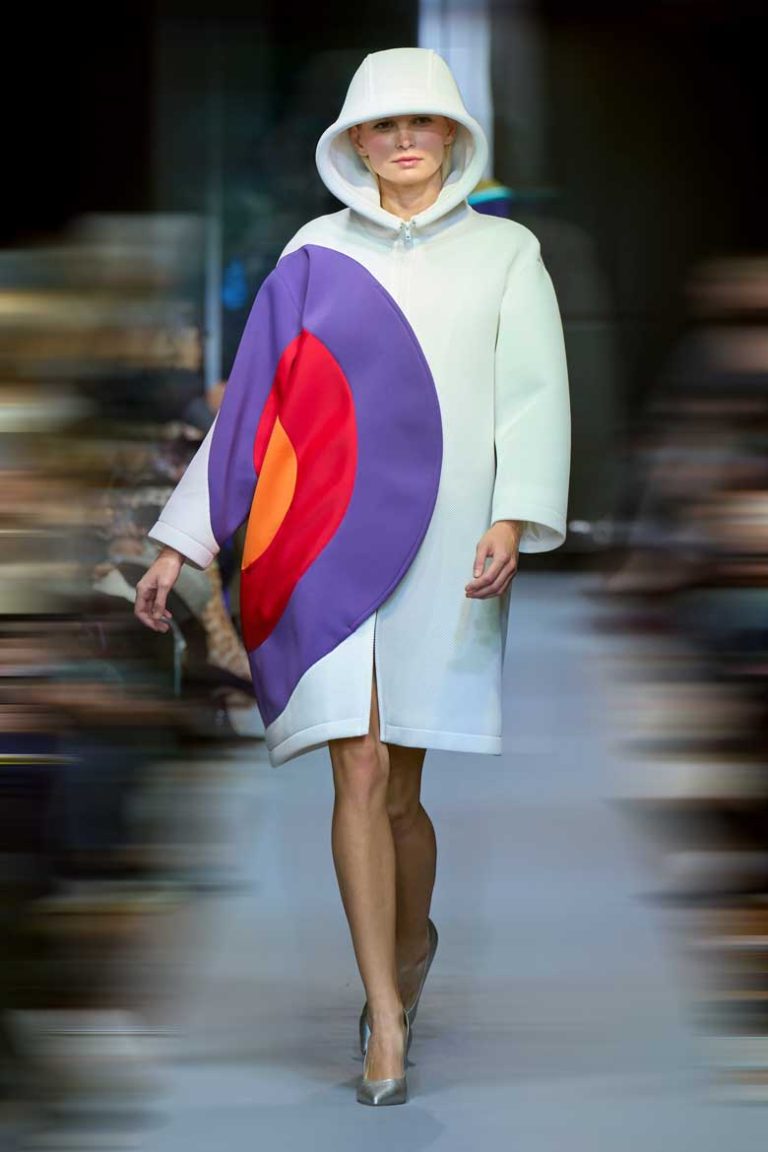 🔴 Pierre Cardin's sustainable futurism - NEOMANÍA Magazine